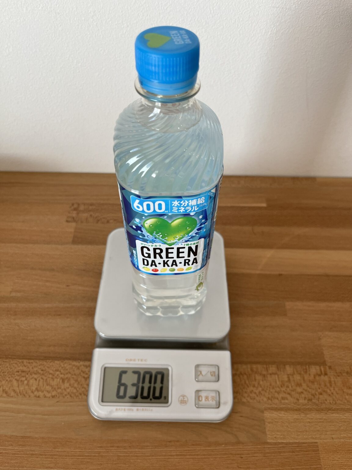 箱買いペットボトル500ml24本の収納アイデア/キャスター付き3段ワゴン山善バスケットトローリーがおすすめ！ | UCHIの平屋